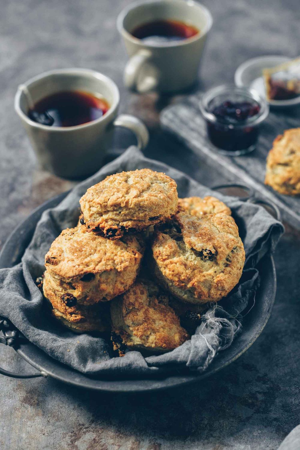 Cardamom Raisin Scone Recipe | Lemons + Anchovies